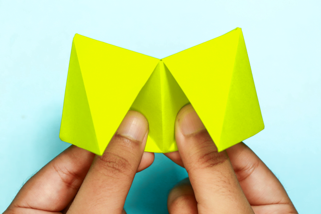 How to Make an Origami Paper Fortune Teller - Origami Way