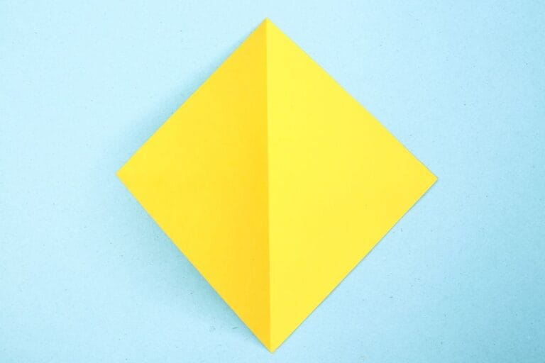 How to Make an Origami Moon Crescent - Origami Way
